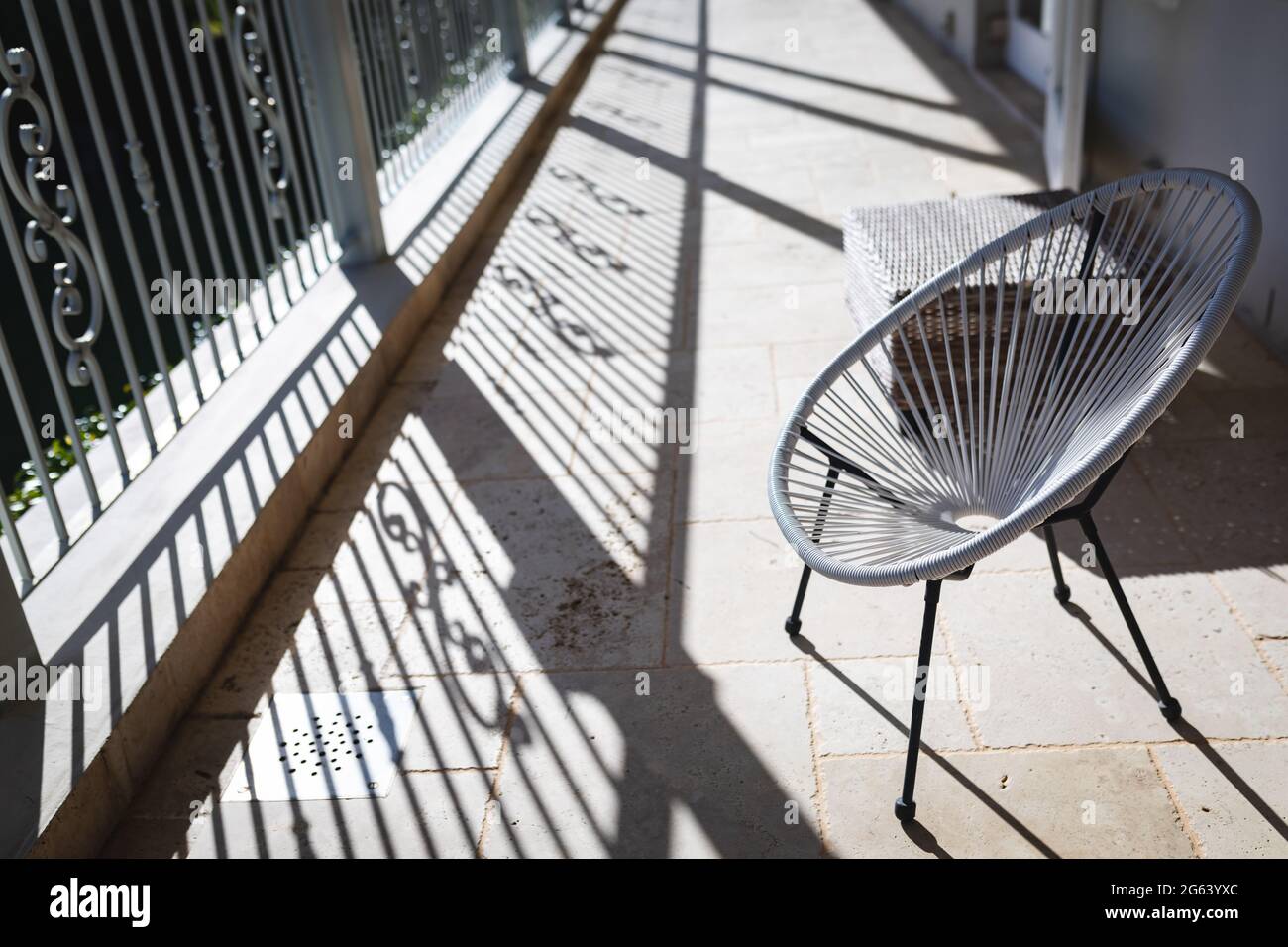 Round balcony hi-res stock photography and images - Alamy