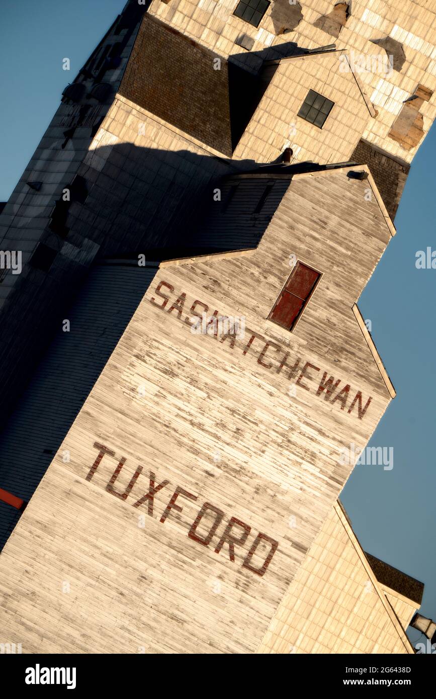 Tuxford hi-res stock photography and images - Alamy