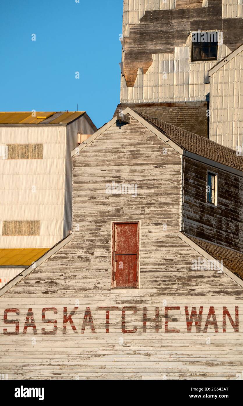 Tuxford hi-res stock photography and images - Alamy