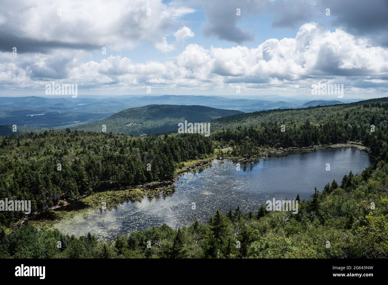 Lake Solitude on Mt. Sunapee in New Hampshire Stock Photo - Alamy