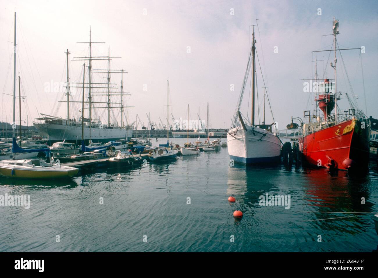 1970s ships hi-res stock photography and images - Alamy