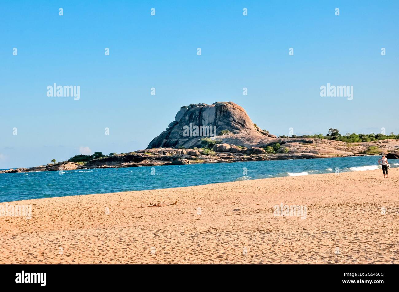 Yala national park beach hi-res stock photography and images - Alamy