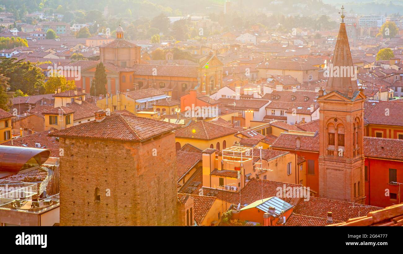 Italy red tiled roofs hi-res stock photography and images - Alamy
