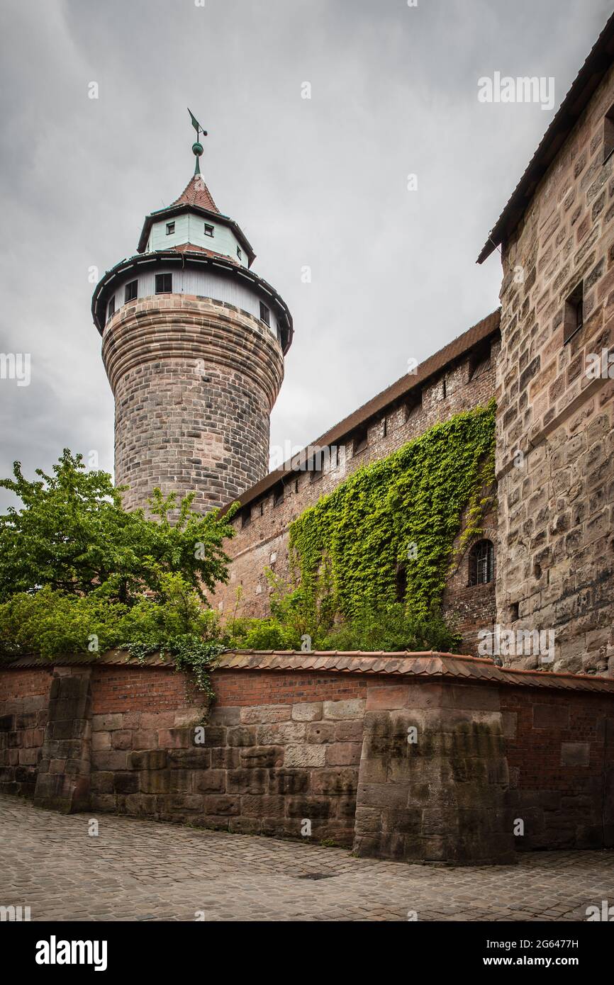 Scenic view with Sinwell tower in Nuremberg Castle, Germany Stock Photo ...