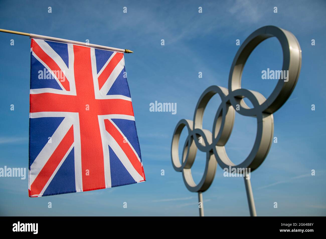 Olympic rings and the great british flag hi-res stock photography and ...