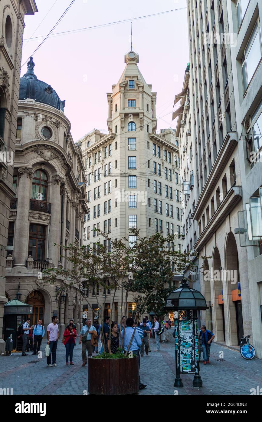 Chile street santiago hi-res stock photography and images - Alamy