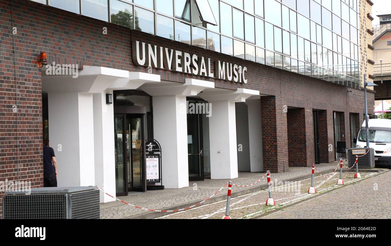 UNIVERSAL MUSIC DEUTSCHLAND Entertaiment in Berlin Stralauer Allee ...