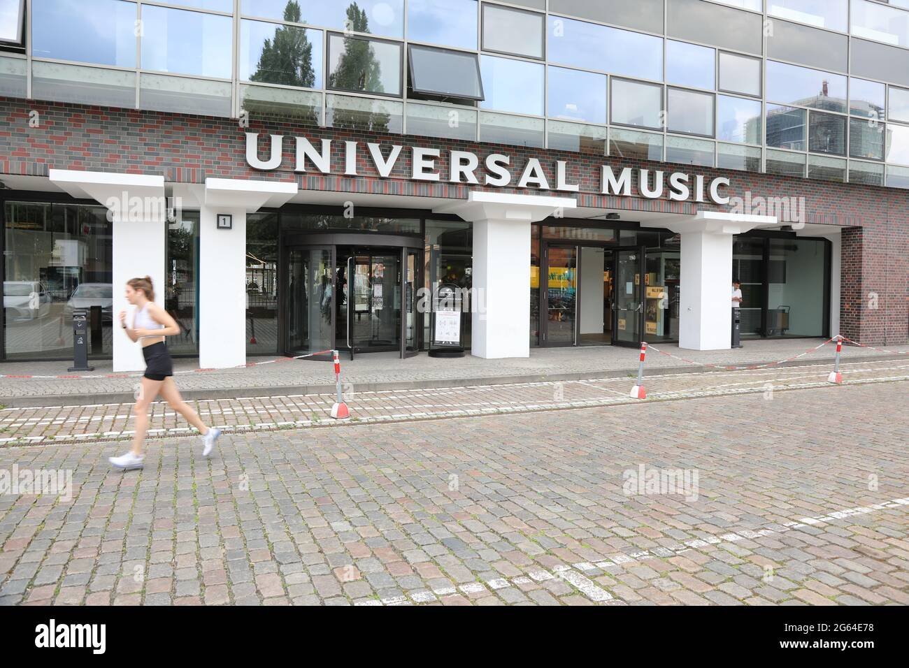 UNIVERSAL MUSIC DEUTSCHLAND Entertaiment in Berlin Stralauer Allee ...