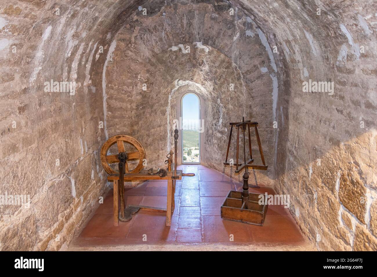 Old spinning machine hi-res stock photography and images - Alamy