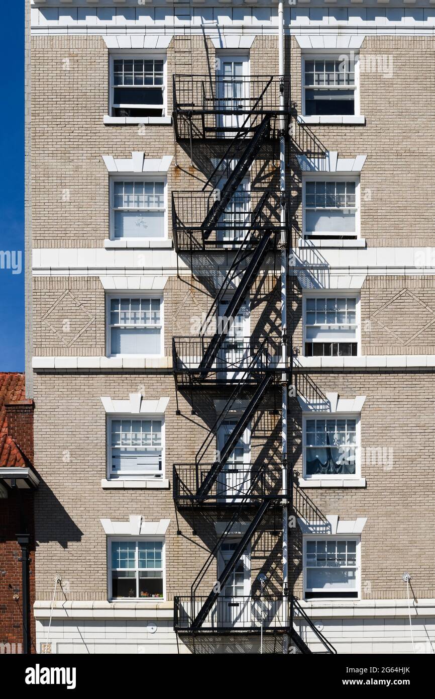 Fire escape ladder hi-res stock photography and images - Alamy