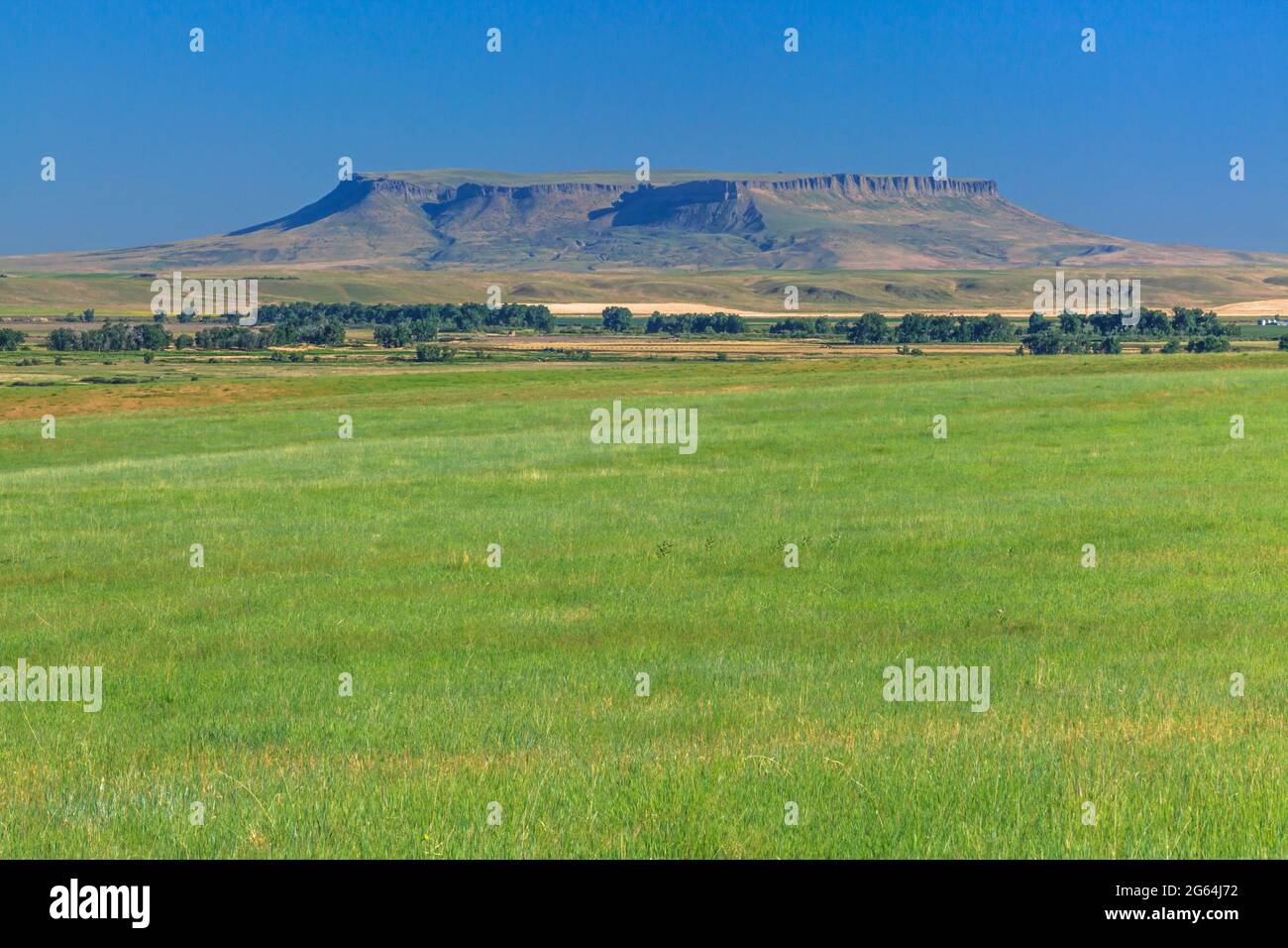 square butte rising above the prairie and missouri river valley near ...