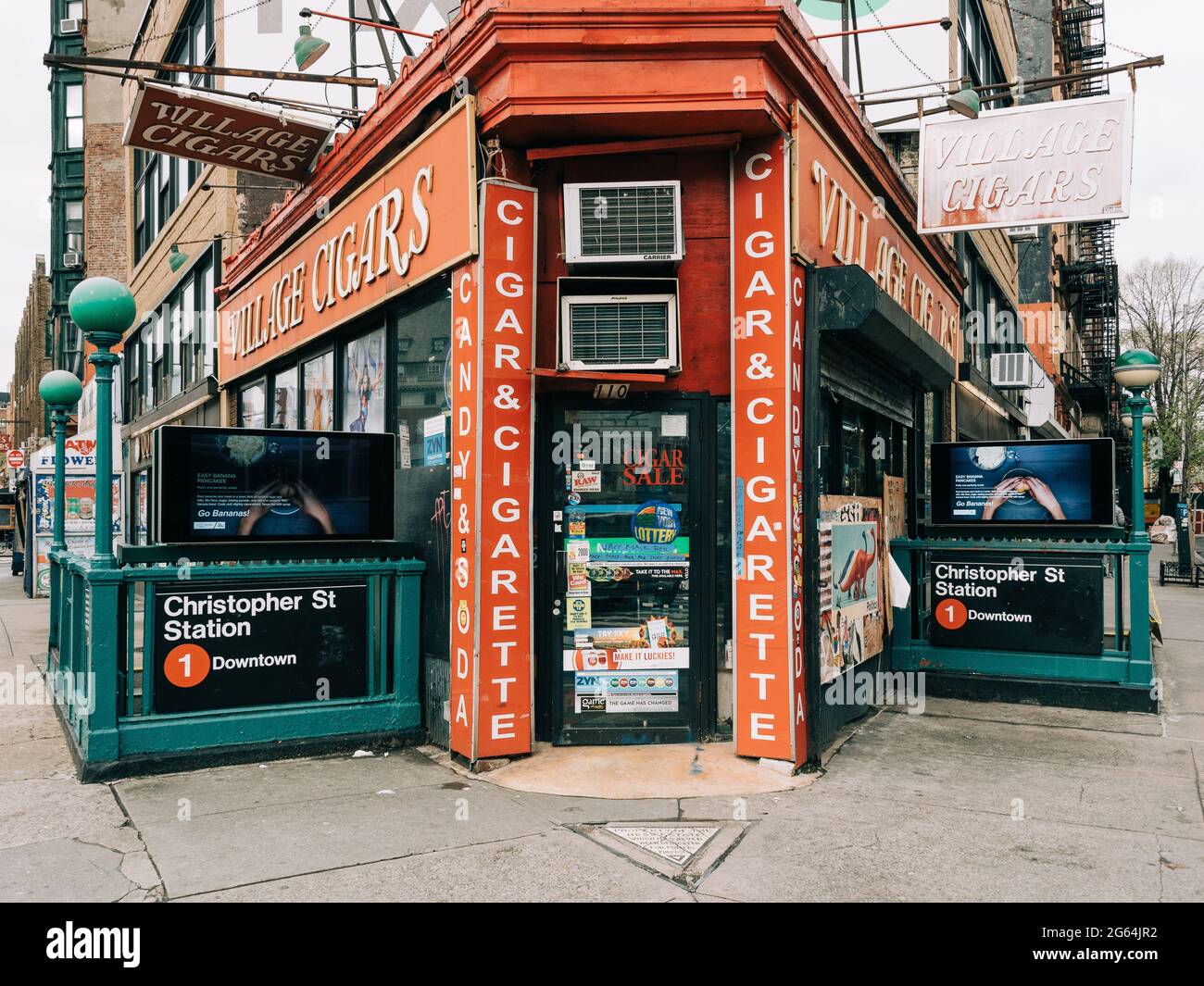 Village Cigars and subway station, in the West Village, Manhattan, New ...