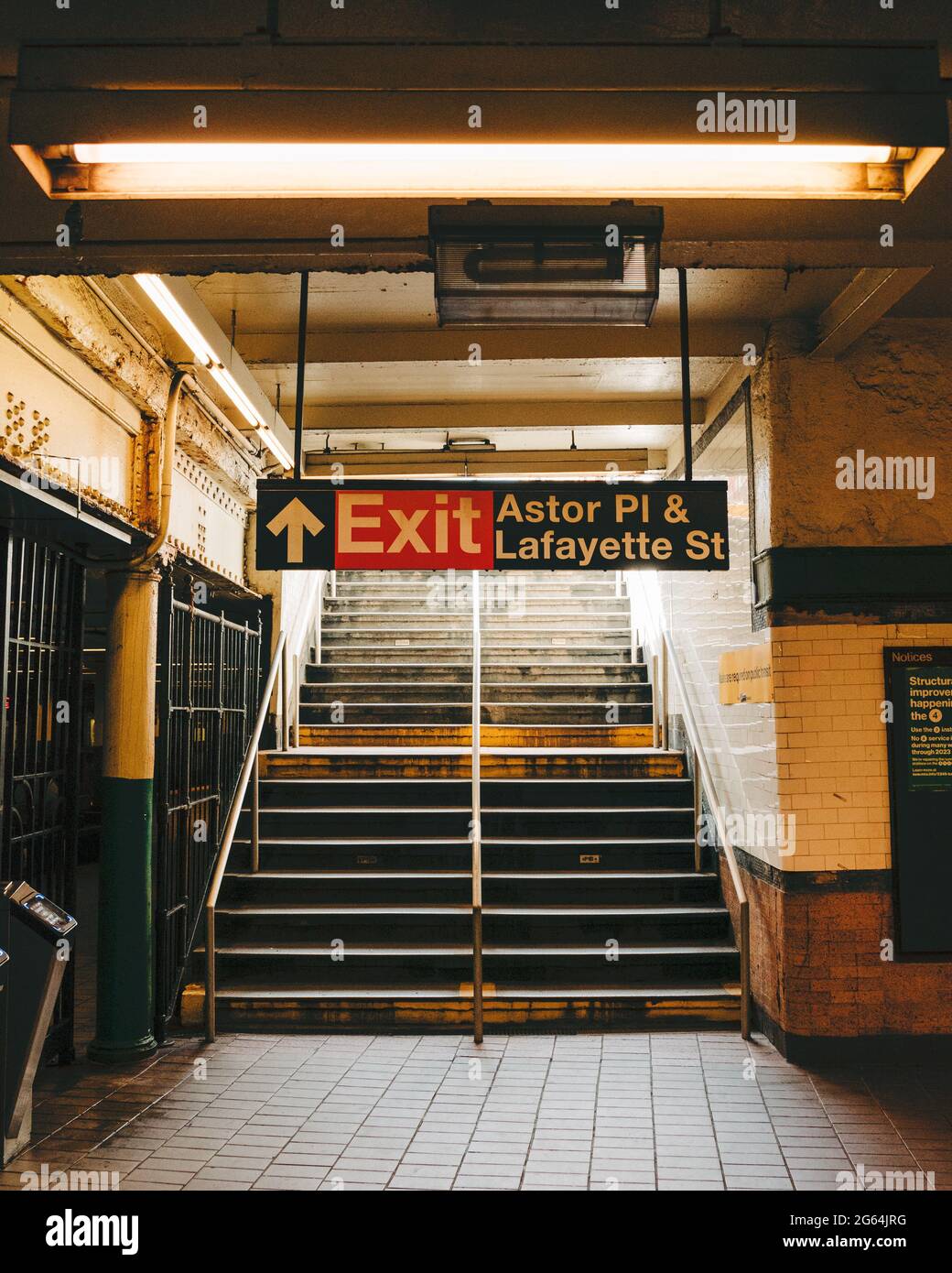Astor place subway hi-res stock photography and images - Alamy