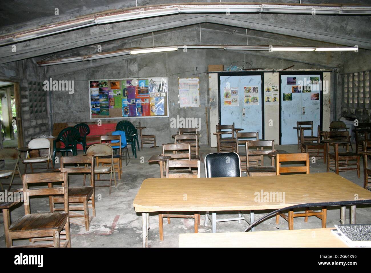 Jaluit atoll, Marshall Islands - Classroom in concrete building Stock ...
