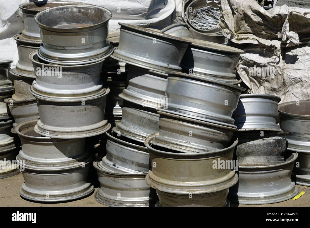Car Rims For Recycling High Resolution Stock Photography and Images - Alamy