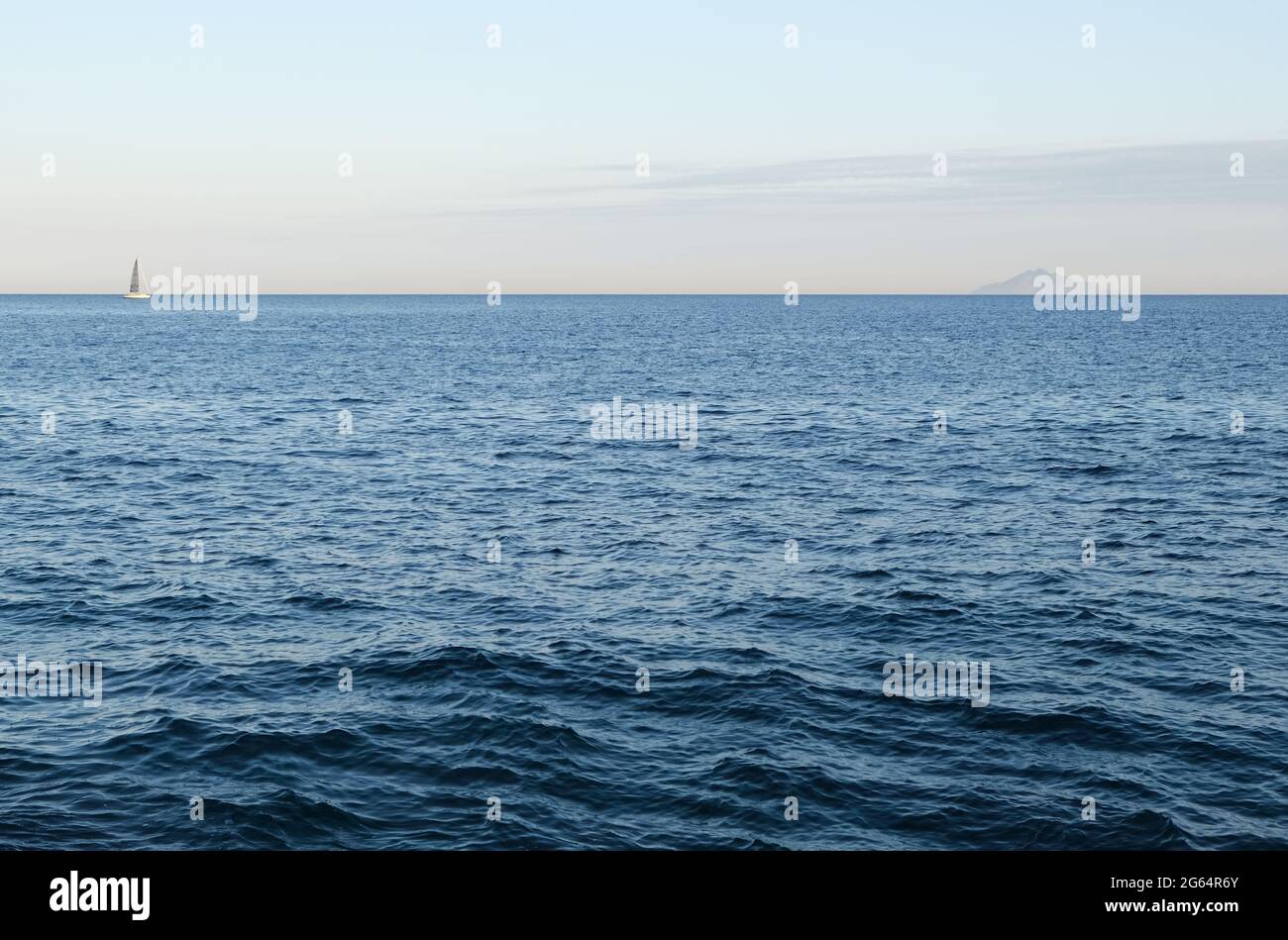 Deep sea adventure hi-res stock photography and images - Alamy