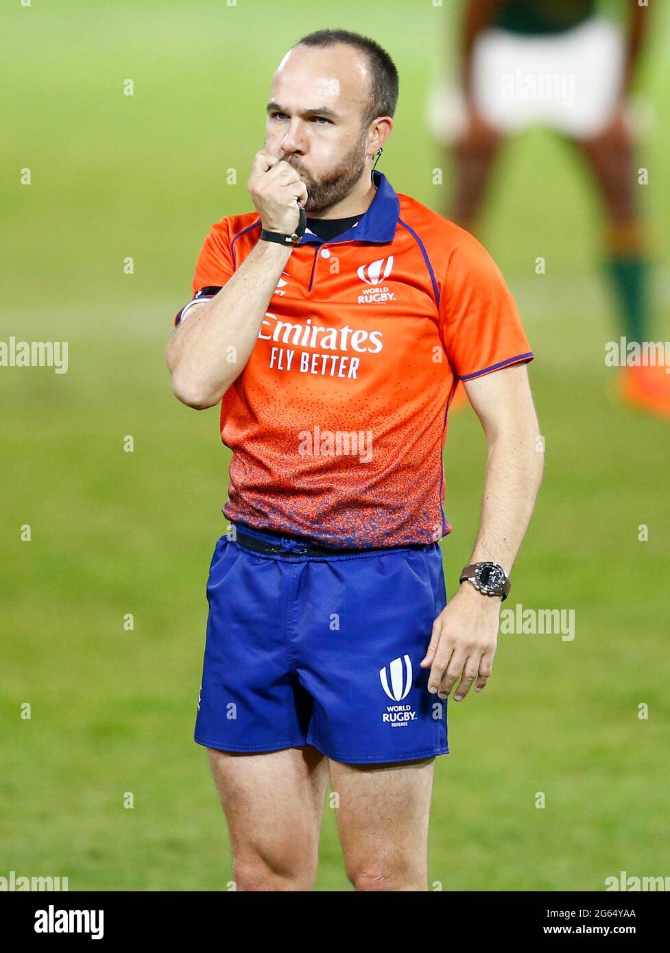 Mike adamson referee hi-res stock photography and images - Alamy