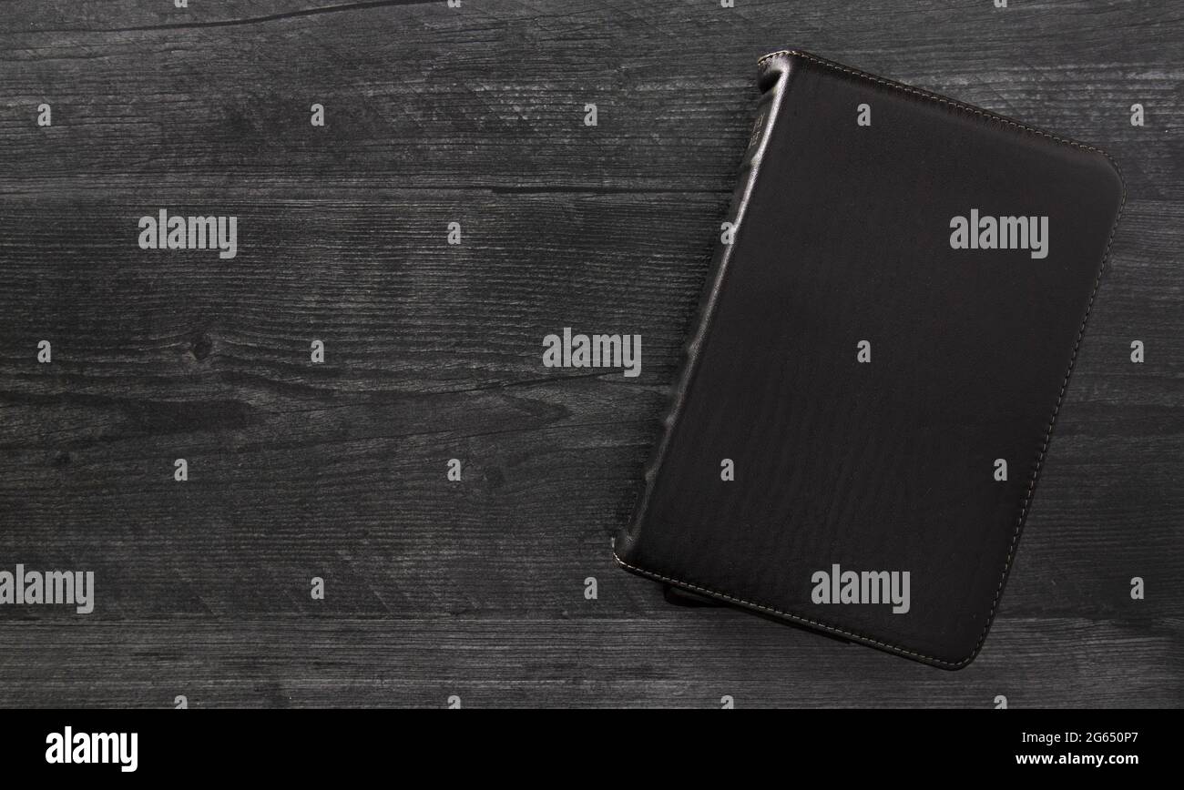 Black bible hi-res stock photography and images - Alamy