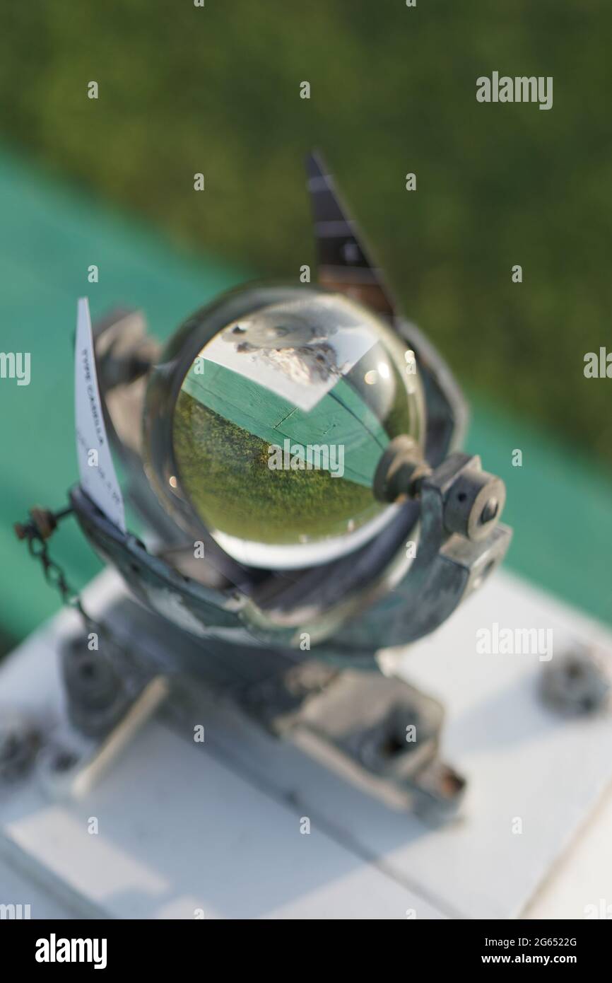 Meteorological measurement device hi-res stock photography and images ...