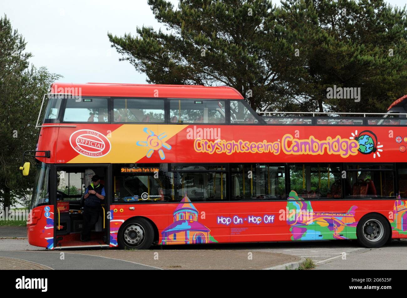 Cambridge open top bus hi-res stock photography and images - Alamy