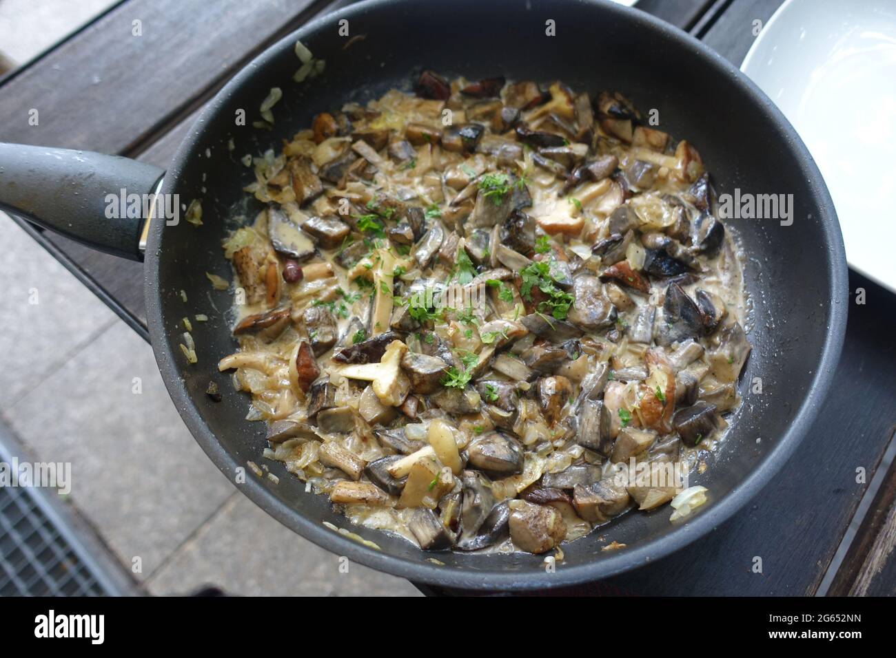 Rotkappe hi-res stock photography and images - Alamy