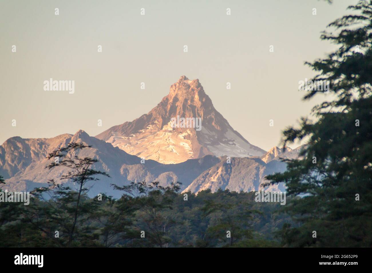 Chile volcano hi-res stock photography and images - Alamy