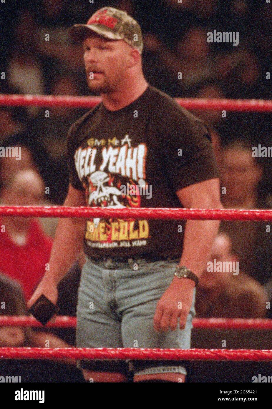 Stone Cold Steve Austin 2001 Photo by John Barrett/PHOTOlink Stock ...
