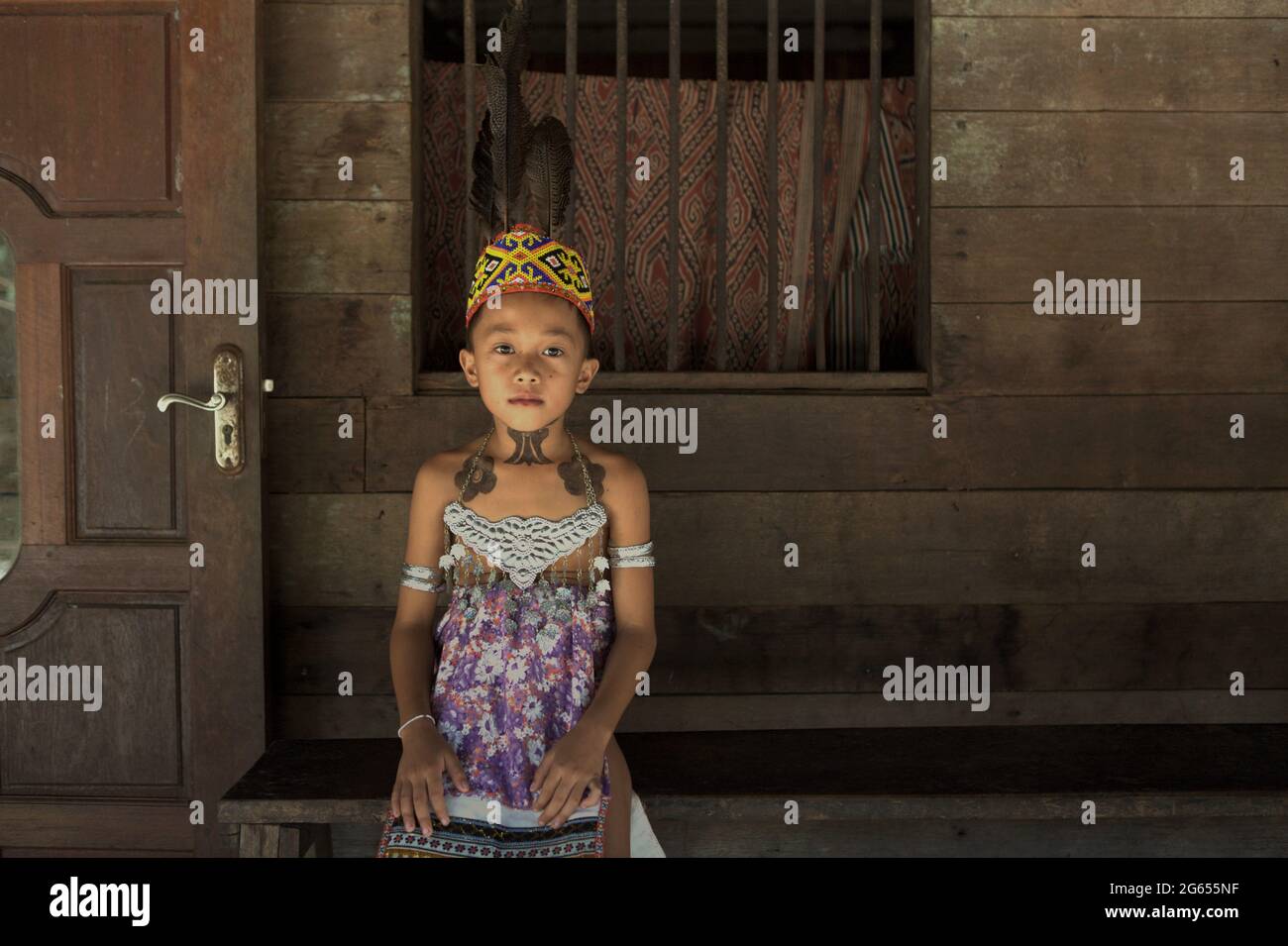 Land dayak hi-res stock photography and images - Alamy