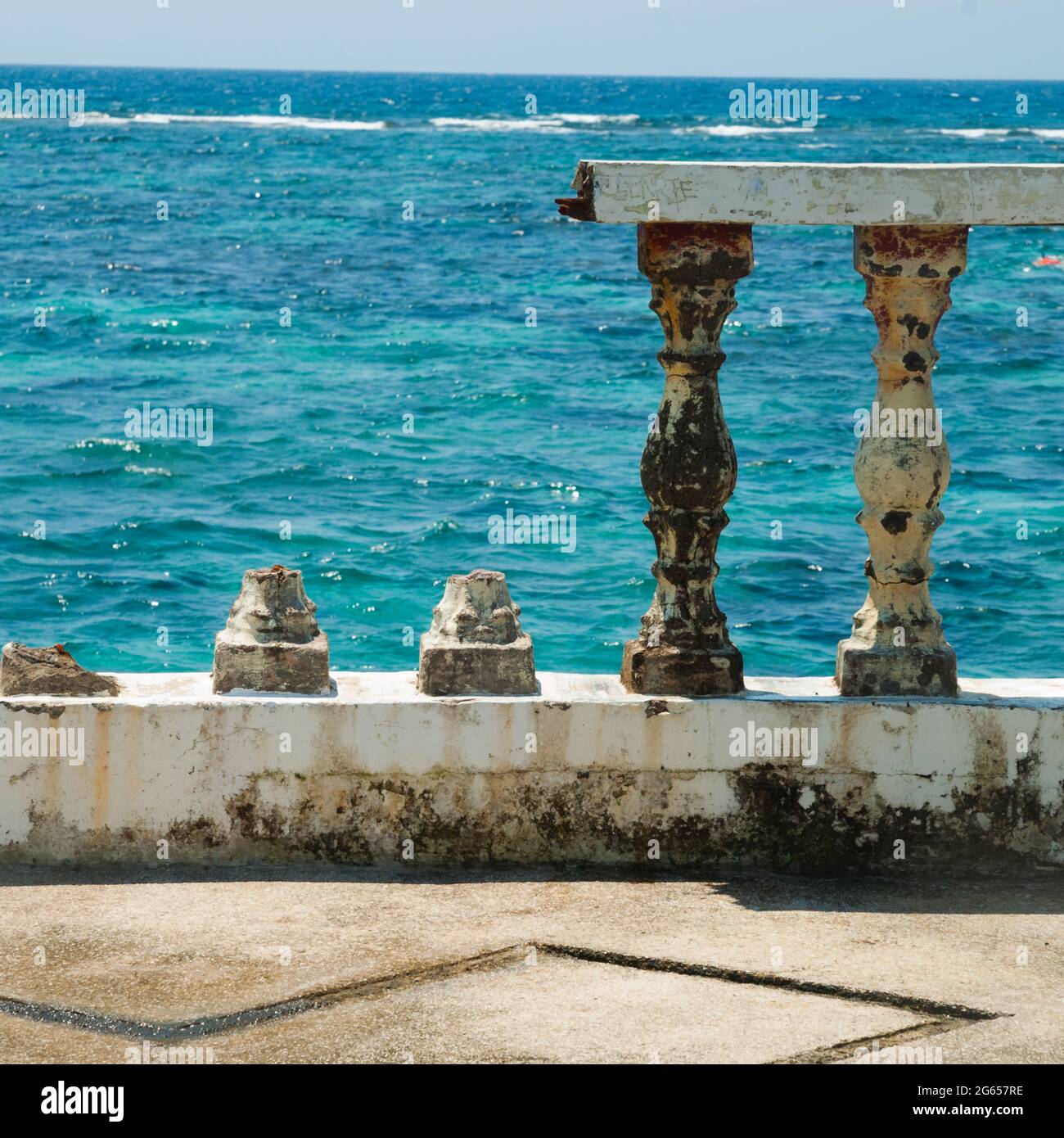 Horizon over the sea hi-res stock photography and images - Alamy