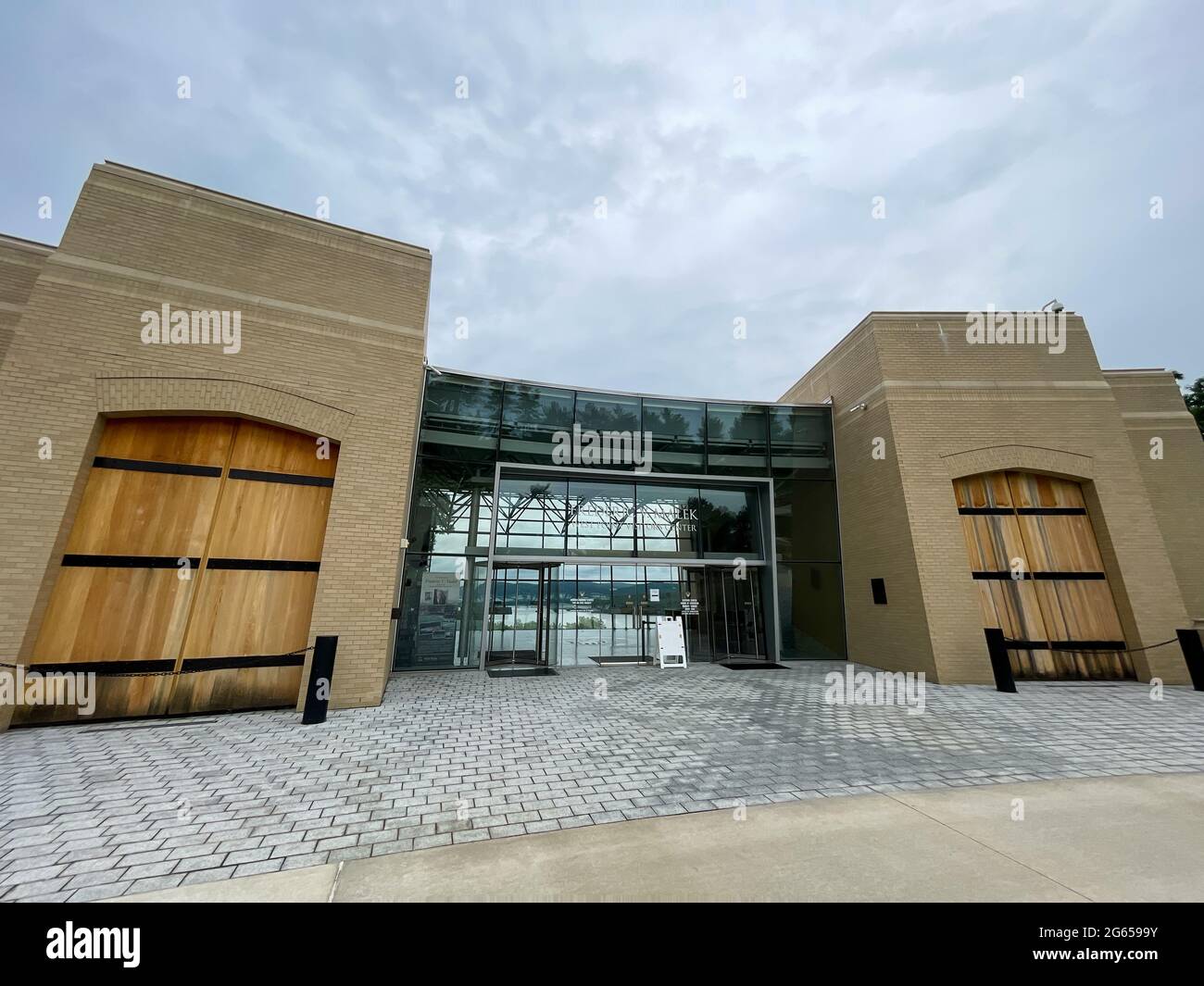 West point military academy campus hi-res stock photography and images ...