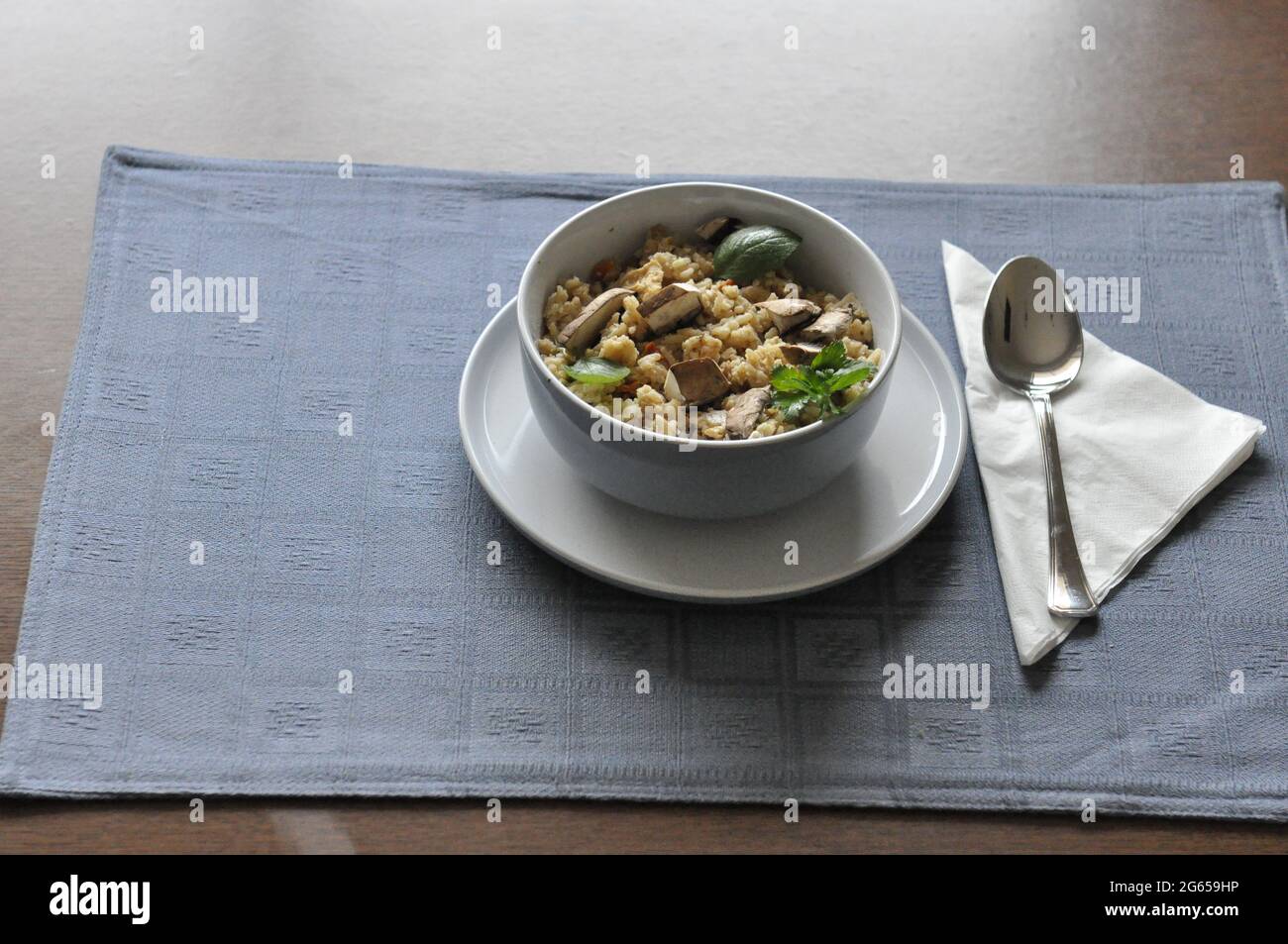 food on the table and kitchen bench Stock Photo - Alamy