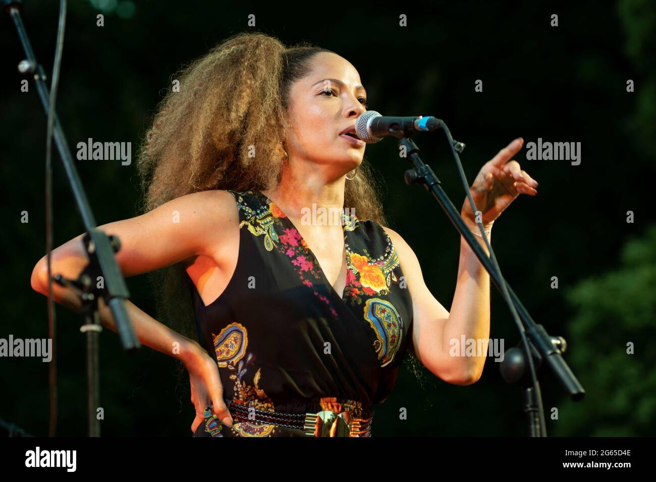 Singer Ela Ruiz performs during the "Ladies of Jazz & Soul" of the Jazz ...