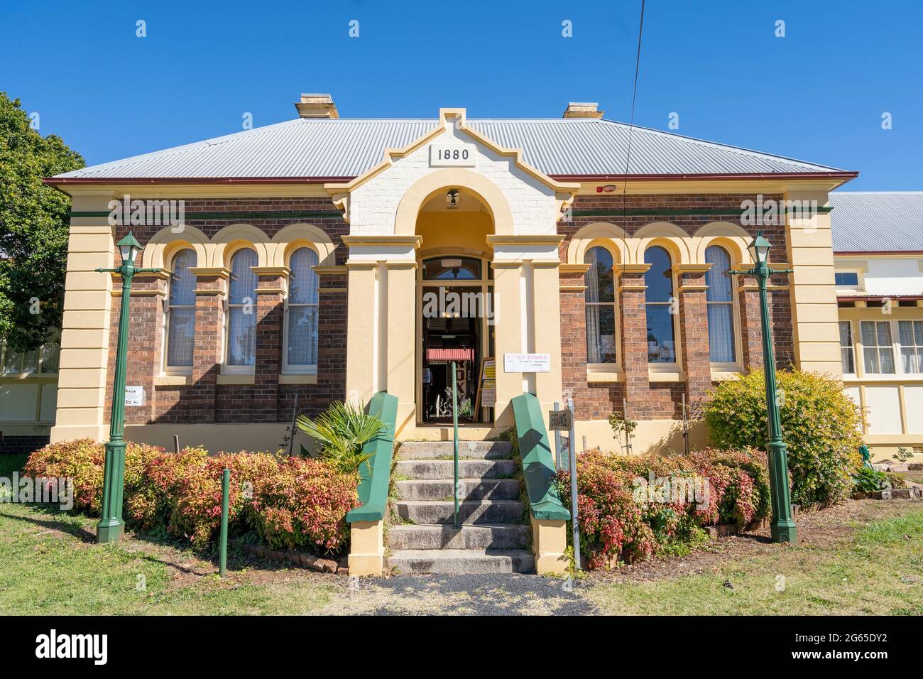 Front entrance to the Land of the Beardies History House Museum ...