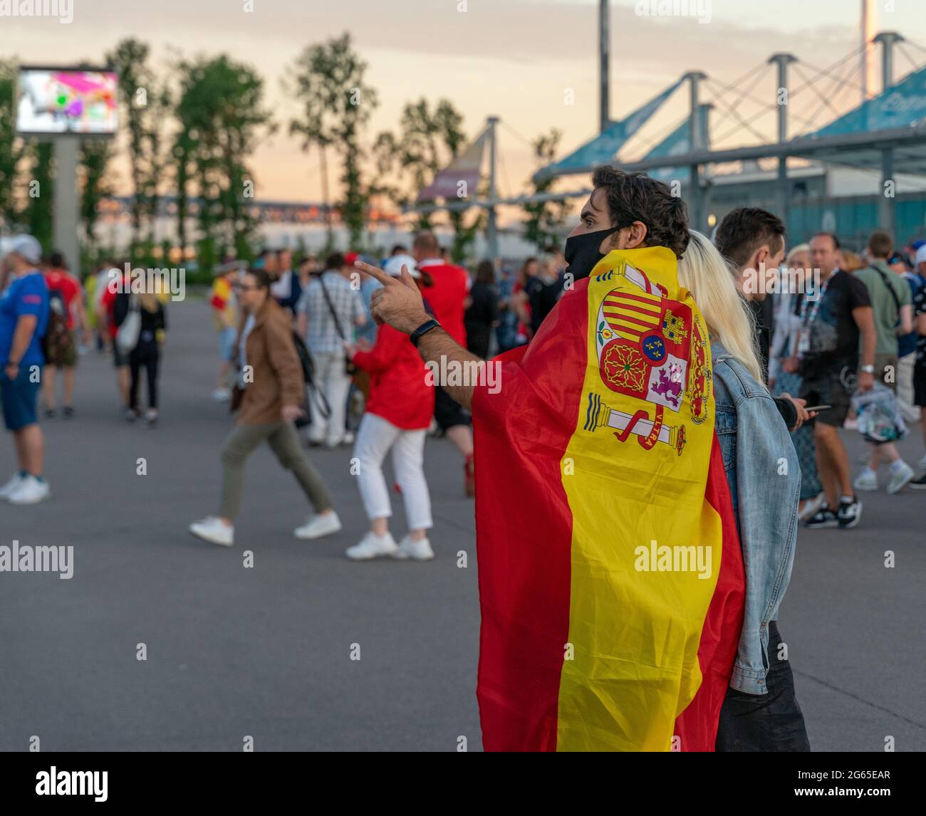 Football spanish flag hi-res stock photography and images - Alamy