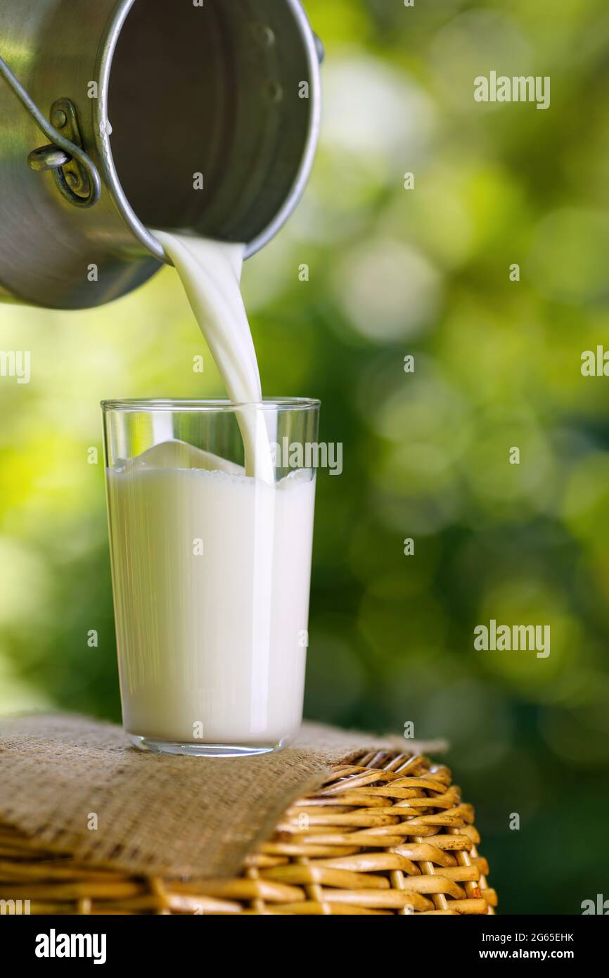 Milk pouring container hi-res stock photography and images - Alamy