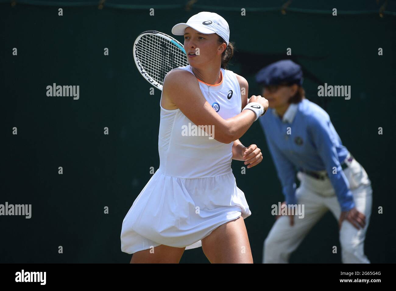 Iga swiatek wimbledon 2021 hi-res stock photography and images - Alamy