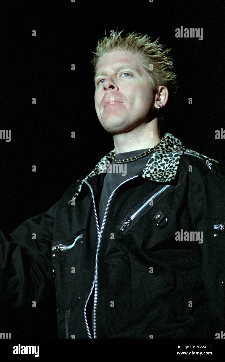 Chris higgins of the offspring hi-res stock photography and images - Alamy