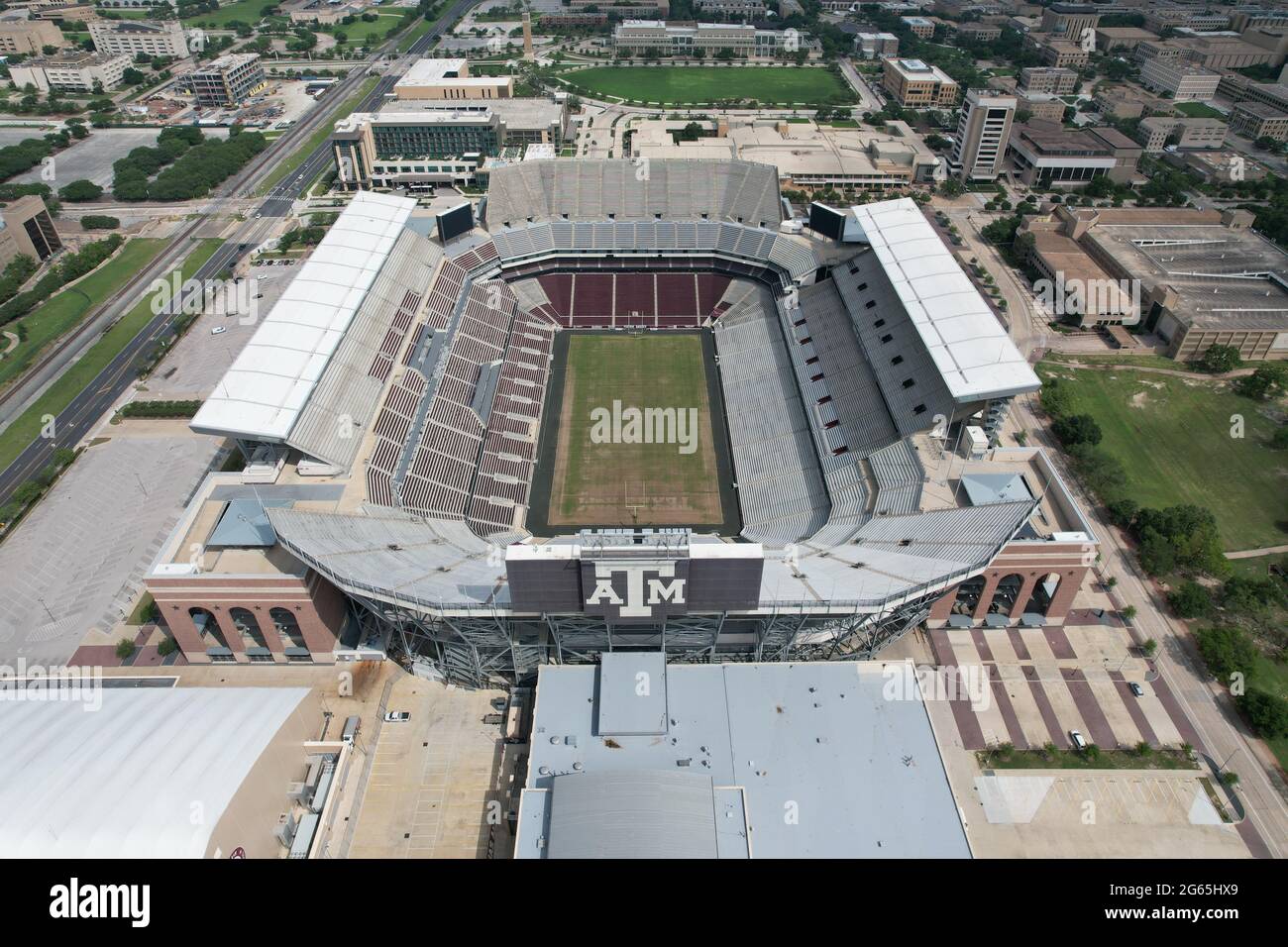 Kyle field hi-res stock photography and images - Alamy