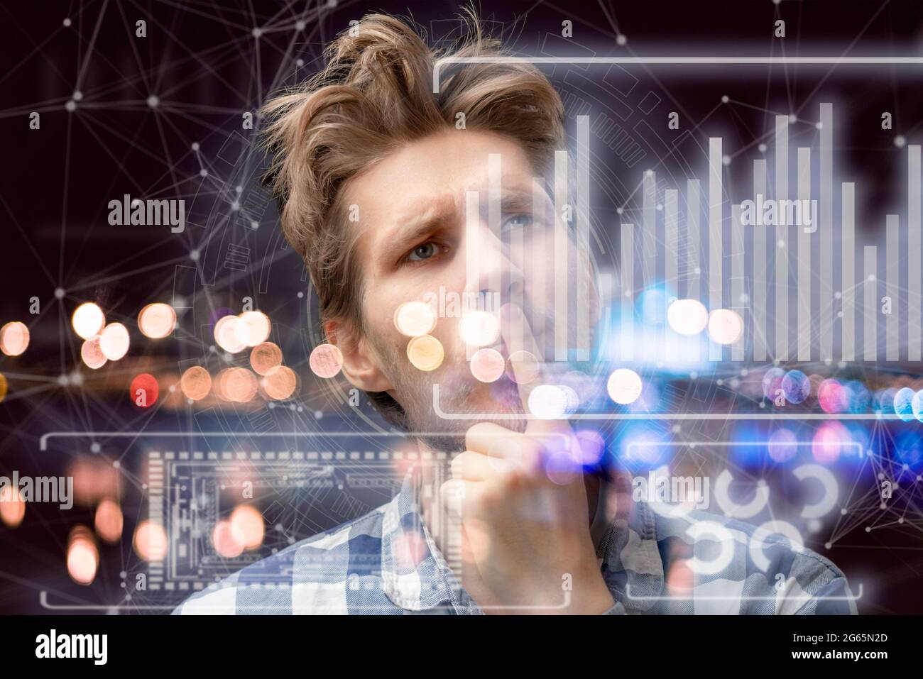 Kid thinking computer hi-res stock photography and images - Alamy