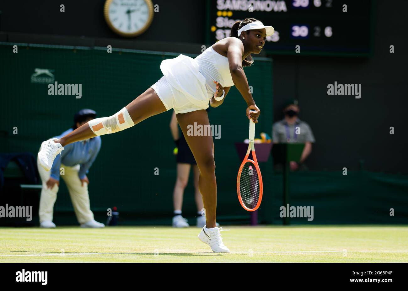 Sloane stephens wimbledon 2021 hi-res stock photography and images - Alamy