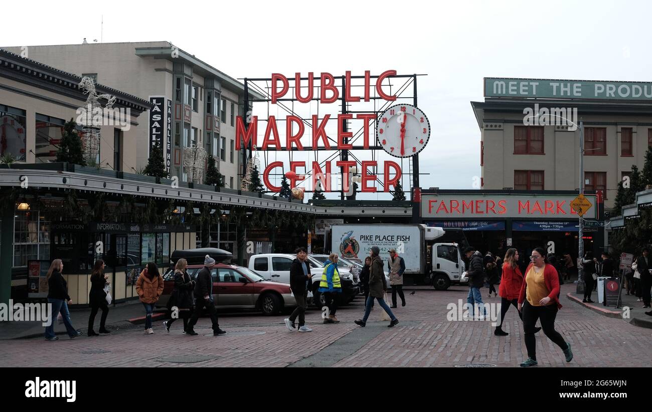 Downtown farmers market hi-res stock photography and images - Alamy