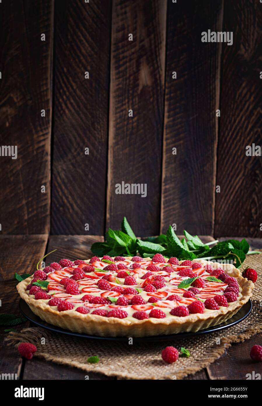 Tarte galette hi-res stock photography and images - Alamy