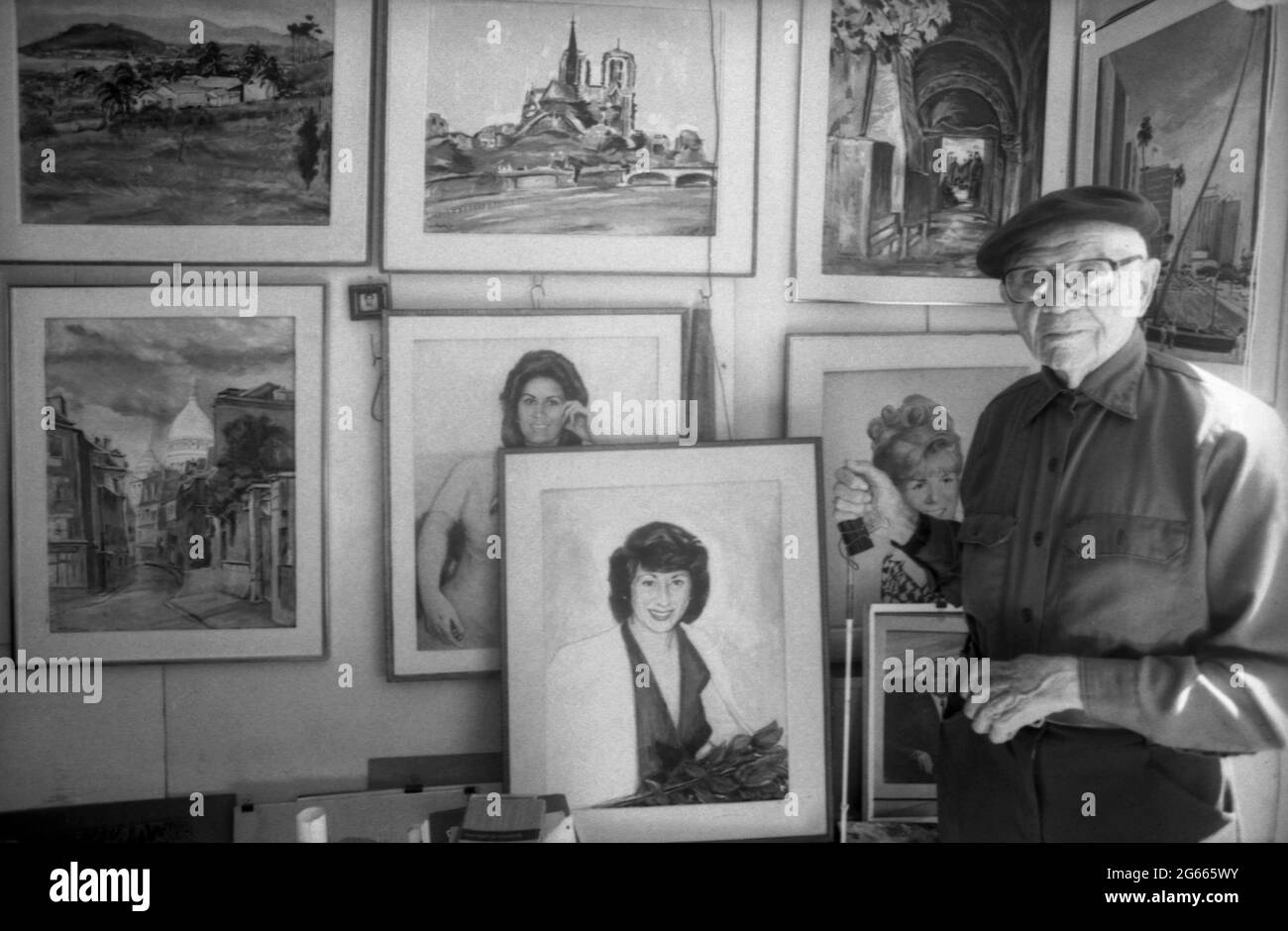 The Romanian painter George Nasturel (1904-2000) in Los Angeles, USA ...