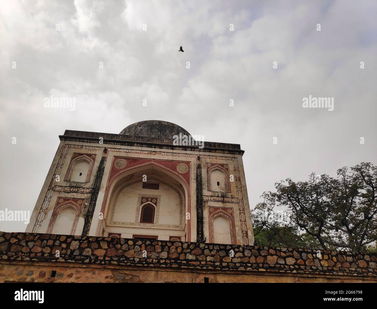 Restoration of mughal architecture hi-res stock photography and images ...