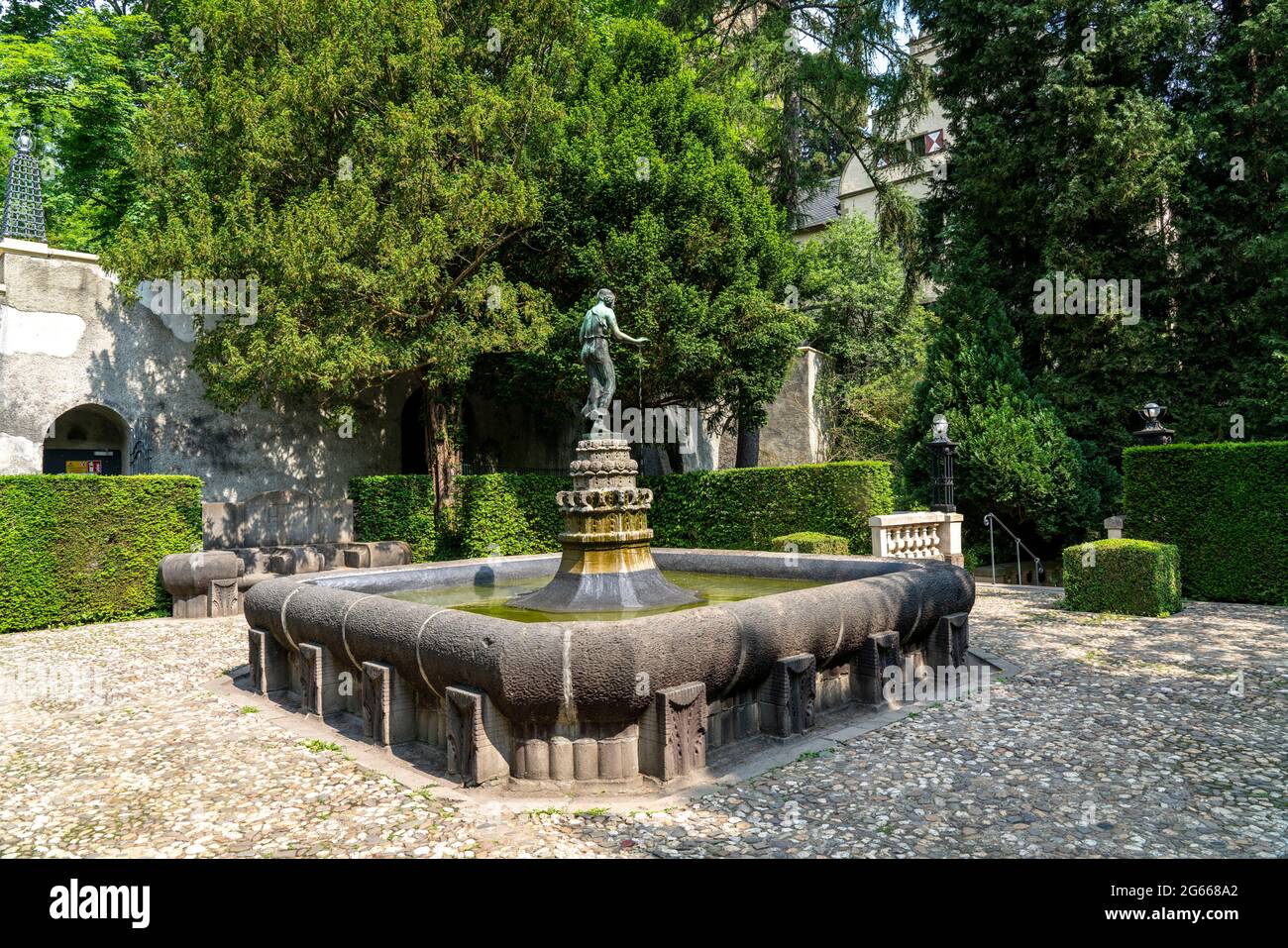Schloss Landsberg, near Essen-Kettwig, seat of the Thyssen Foundation ...