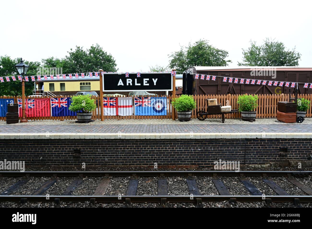 Arley station platform Stock Photo - Alamy
