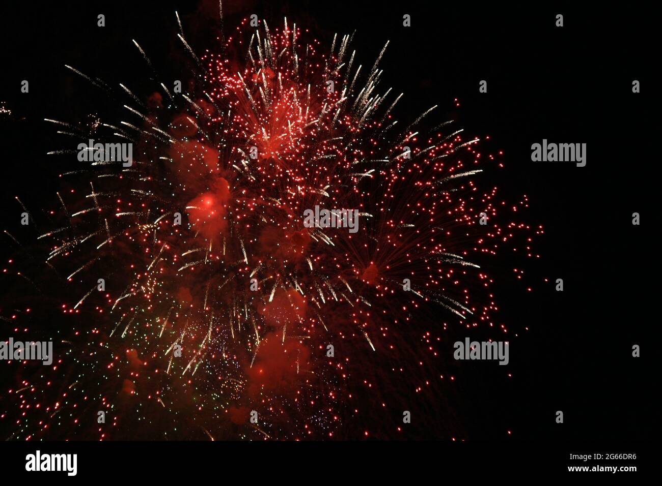 Amazing fireworks hi-res stock photography and images - Alamy