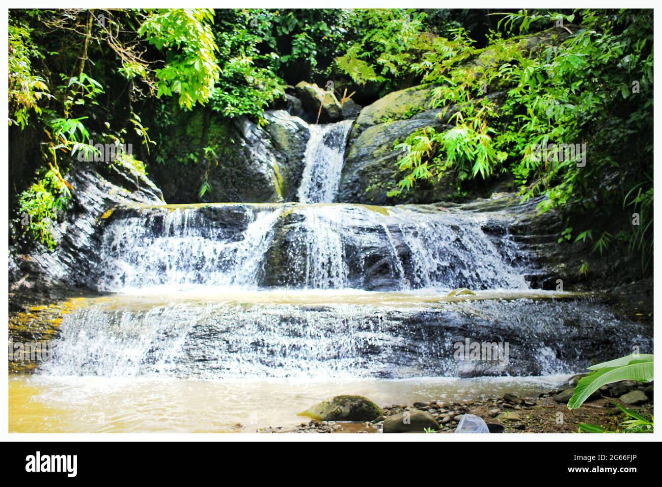 3 step waterfall hi-res stock photography and images - Alamy