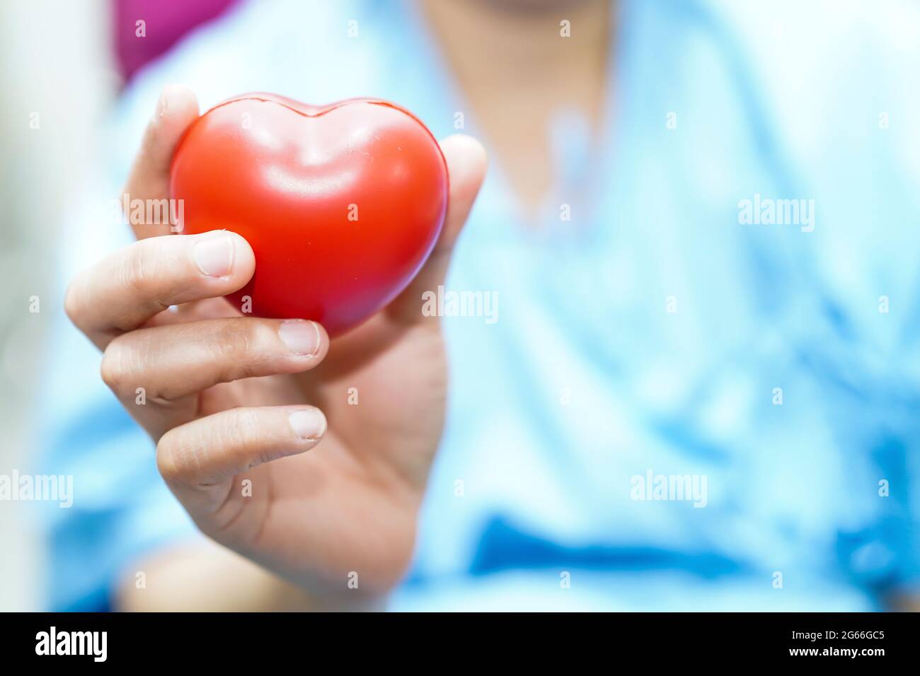 Hospice patient chest hi-res stock photography and images - Alamy