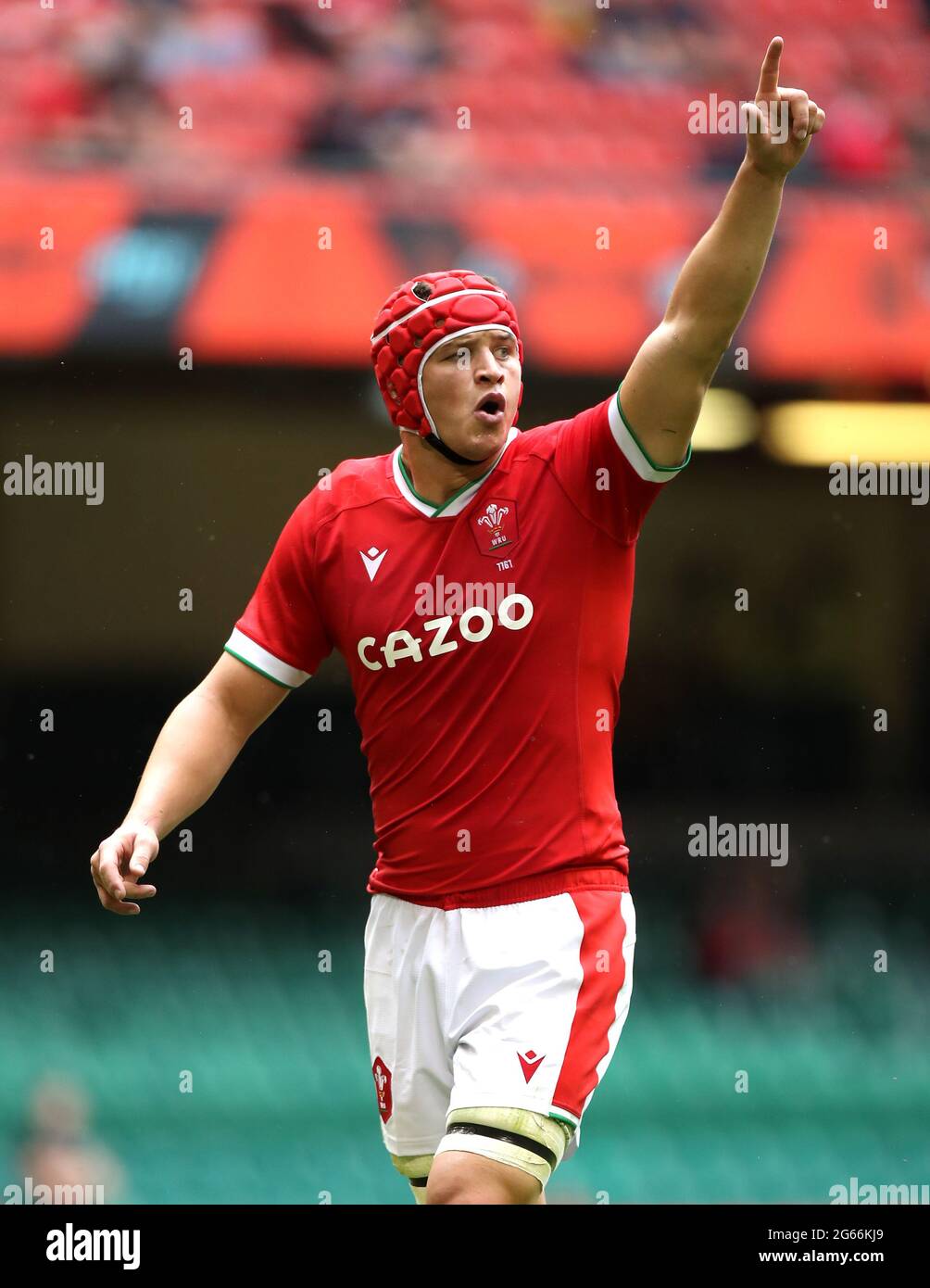 James botham cardiff rugby hi-res stock photography and images - Alamy